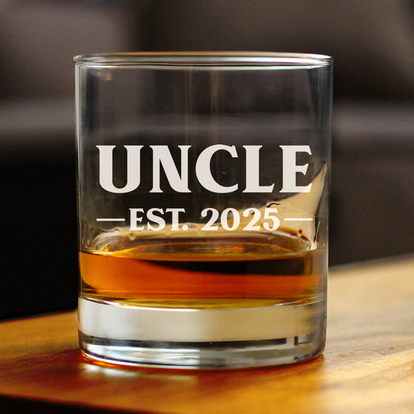 Uncle Est 2025 - Whiskey Rocks Glass Gift for First Time Uncles - Bold ...